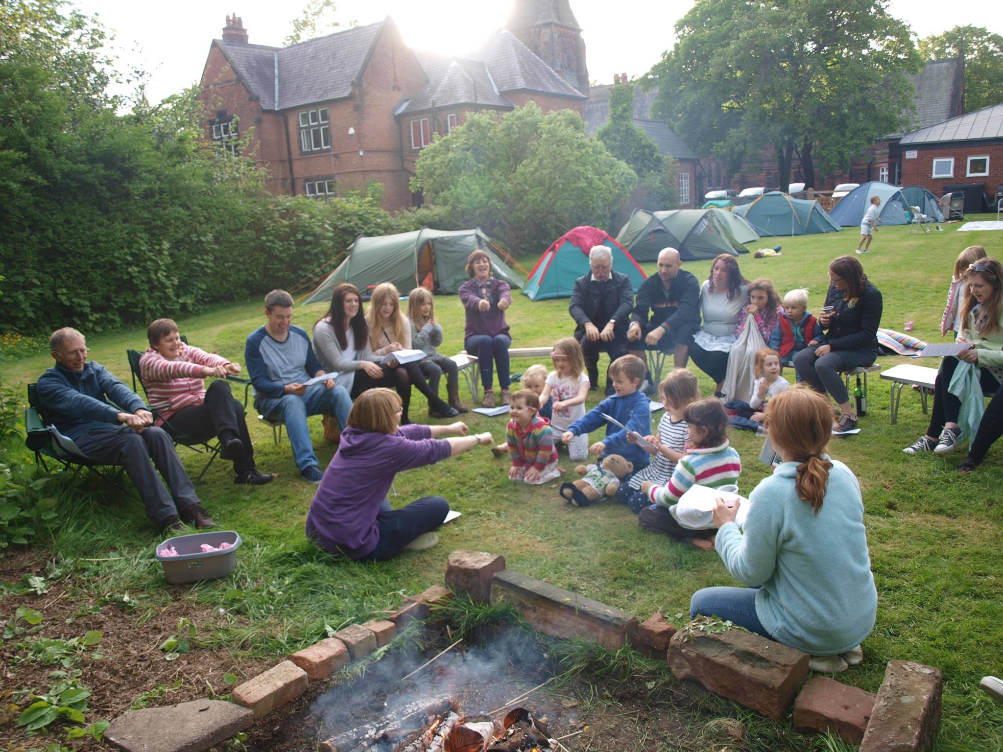 Taking a risk - Messy Church : Messy Church